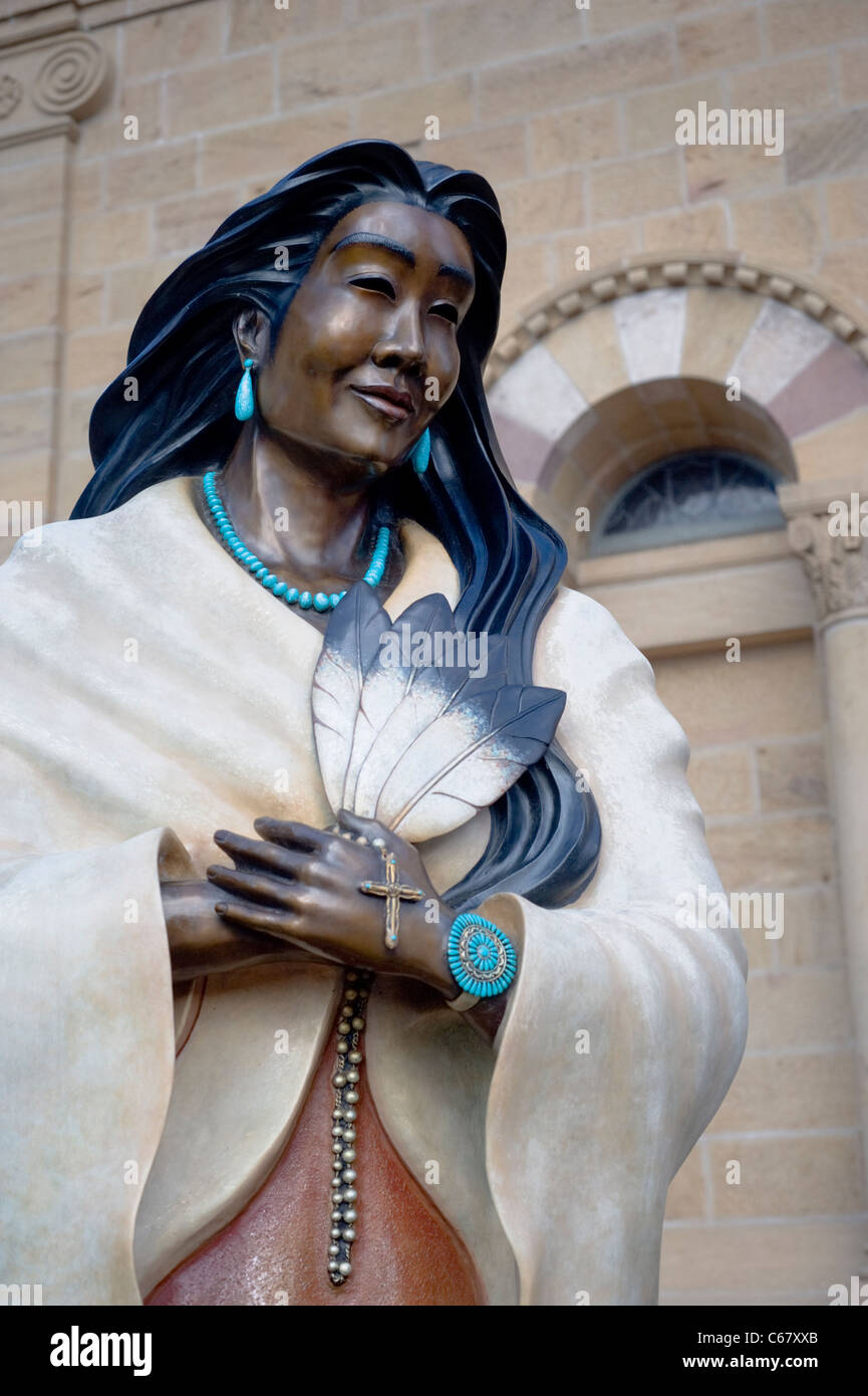 Saint kateri tekakwitha hi-res stock photography and images - Alamy