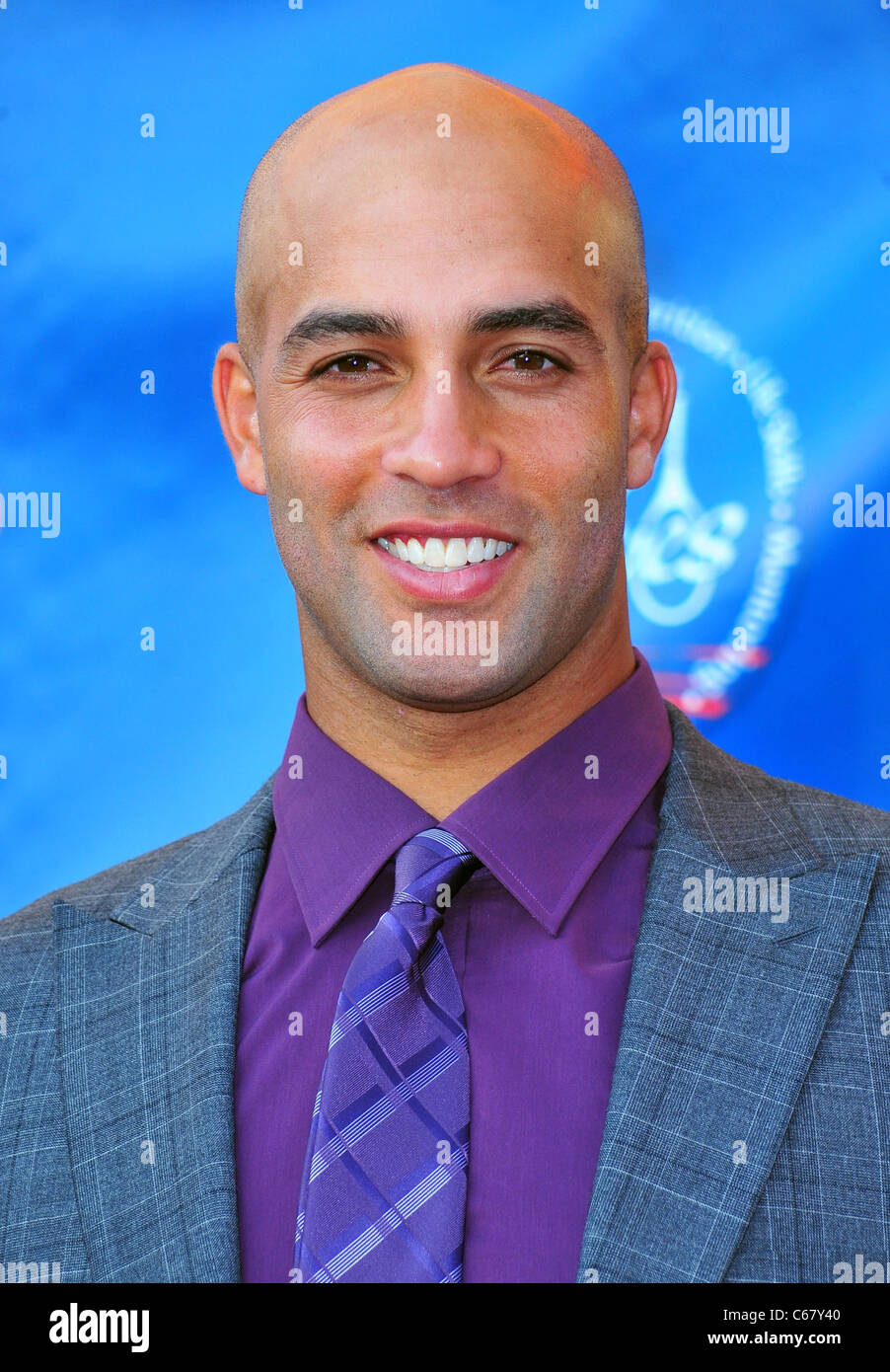 James blake portrait hi-res stock photography and images - Alamy