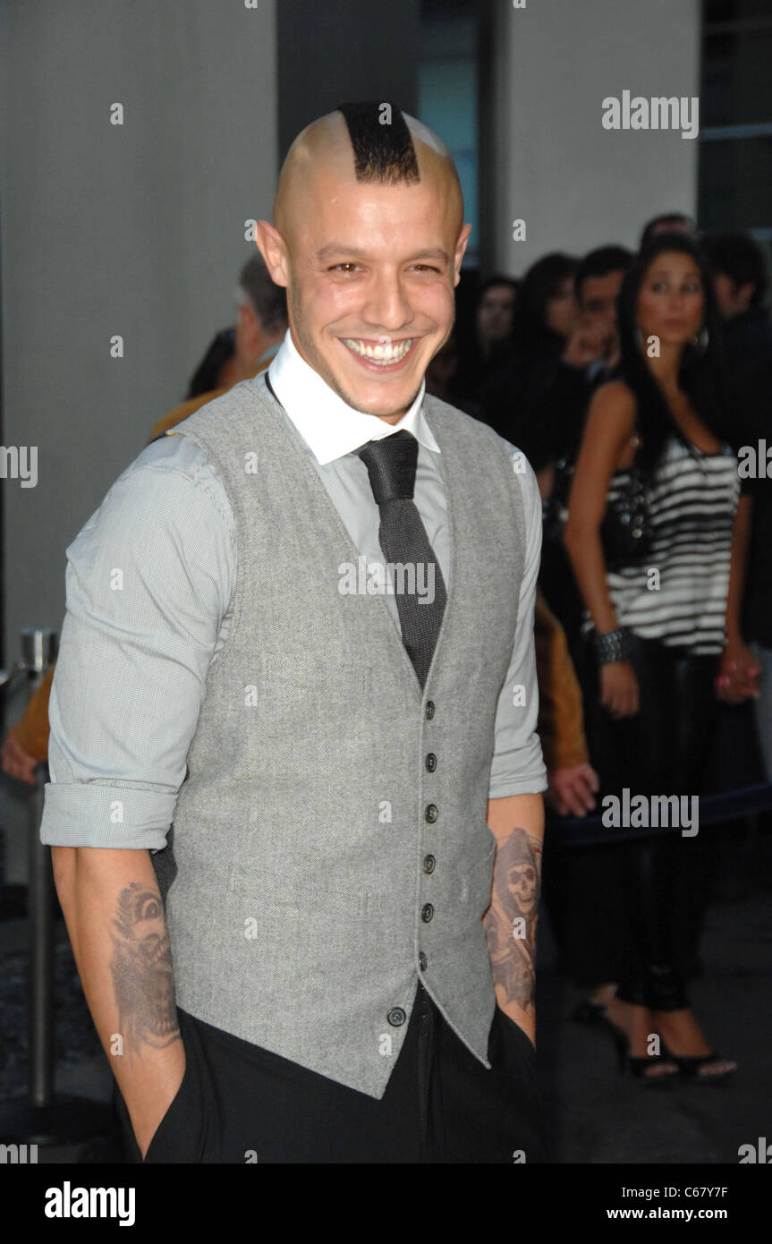 Theo rossi hi-res stock photography and images - Alamy