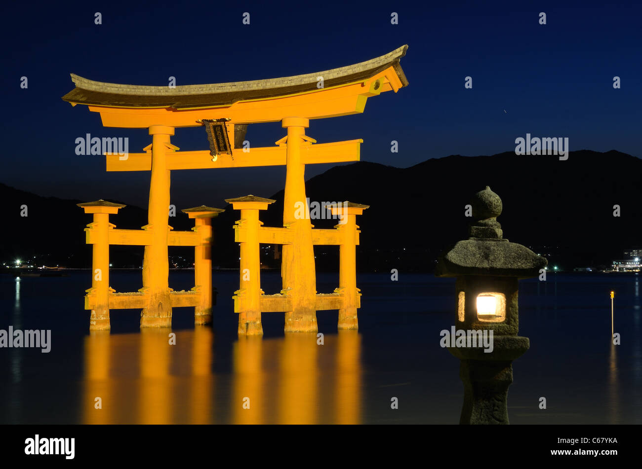 Otorii gate hi-res stock photography and images - Alamy