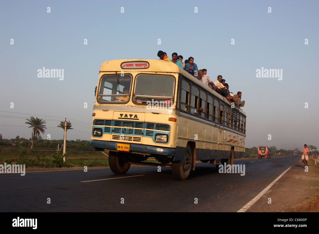 Crowded Bus India High Resolution Stock Photography and Images - Alamy