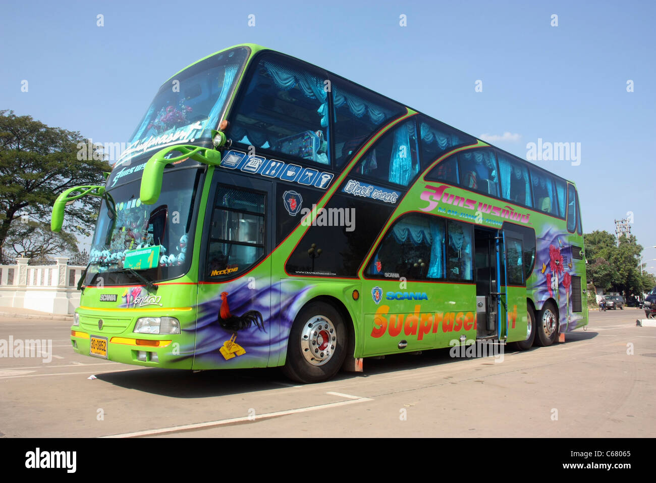 Thai luxury Mercedes passenger buses in Venetian Lao Stock Photo - Alamy