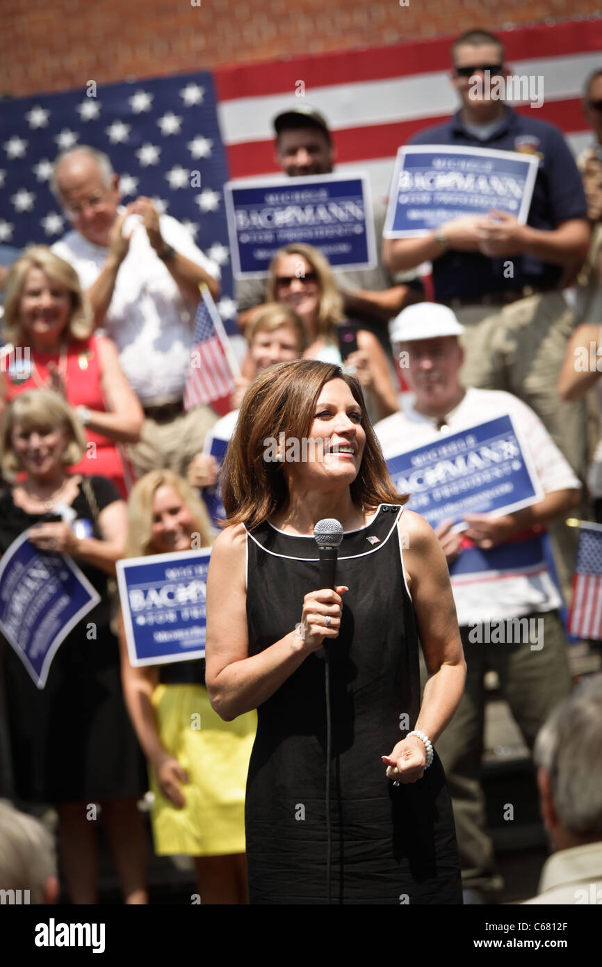 US Republican Presidential candidate Michelle Bachmann campaigns on ...