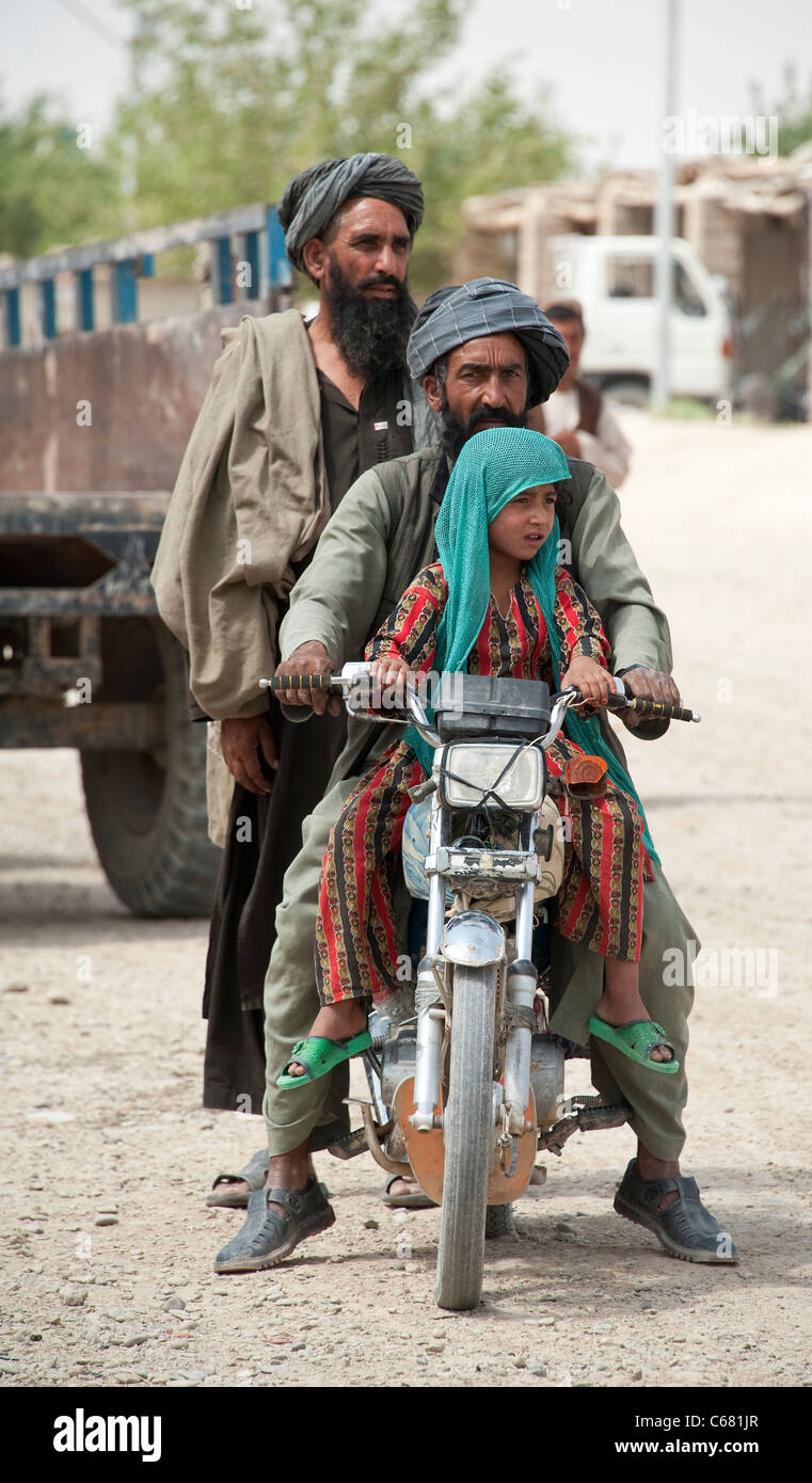Afghanistan helmand man turban hi-res stock photography and images - Alamy