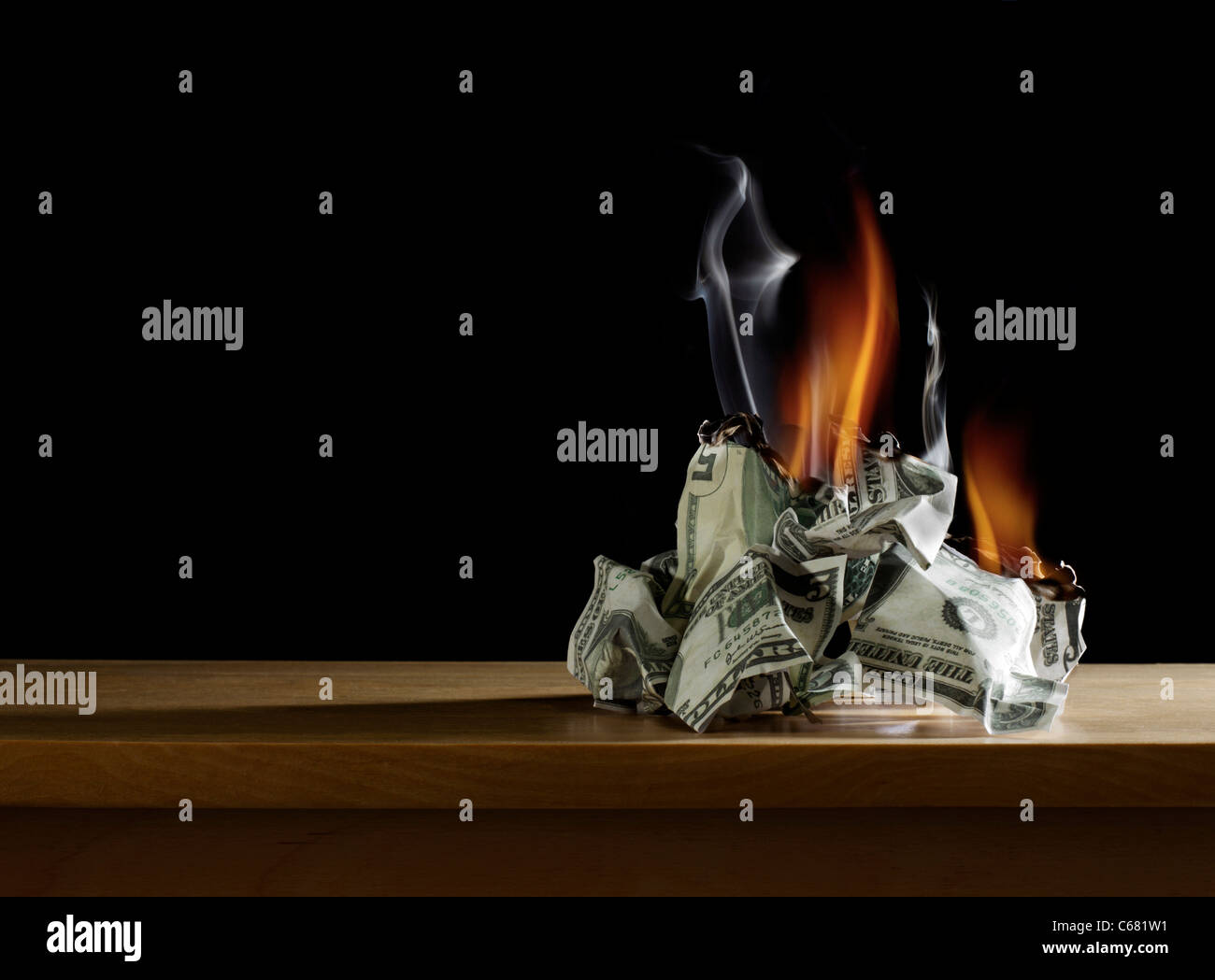 Fire Burning Stock Photos & Fire Burning Stock Images - Alamy