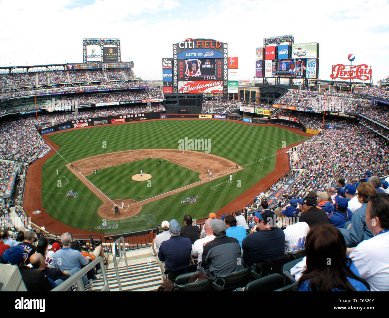Opening day mlb hi-res stock photography and images - Alamy