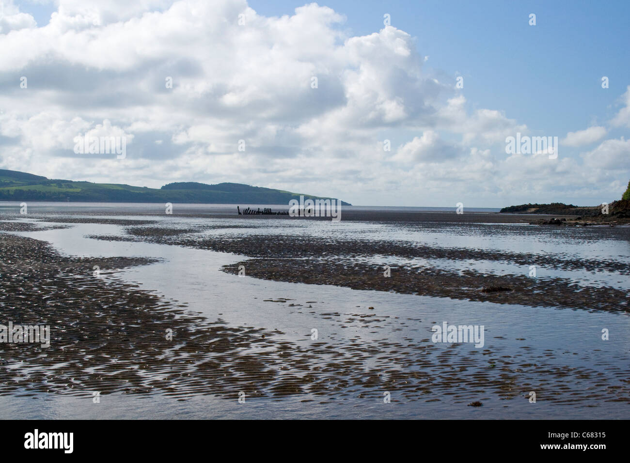 Goat Well Bay, Kirkcudbright, Dumfries & Galloway with the shipwreck of ...