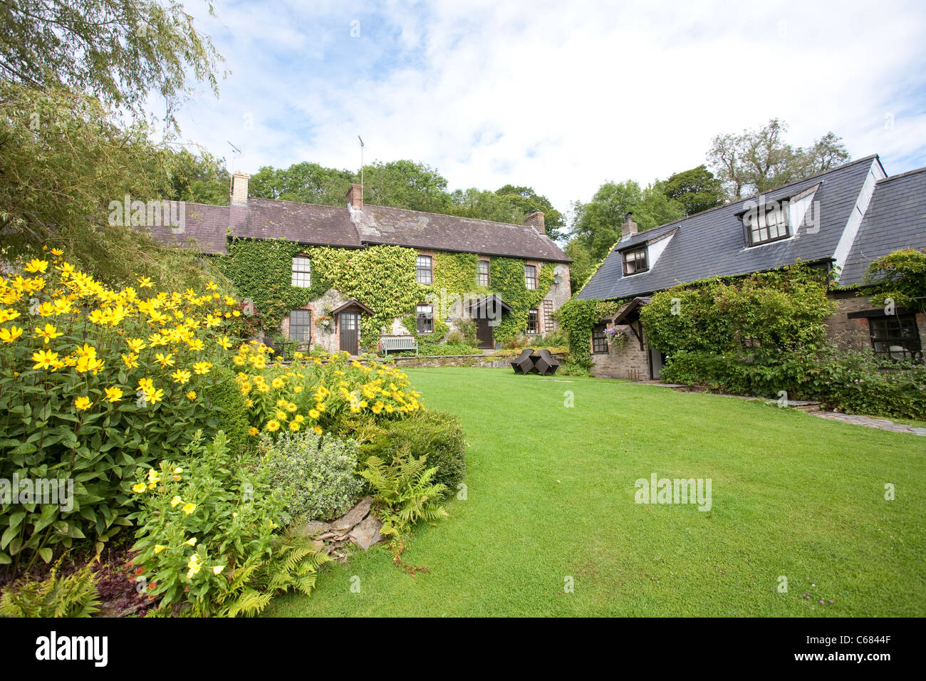 Clydey Cottages, North Pembrokeshire countryside on the borders of ...