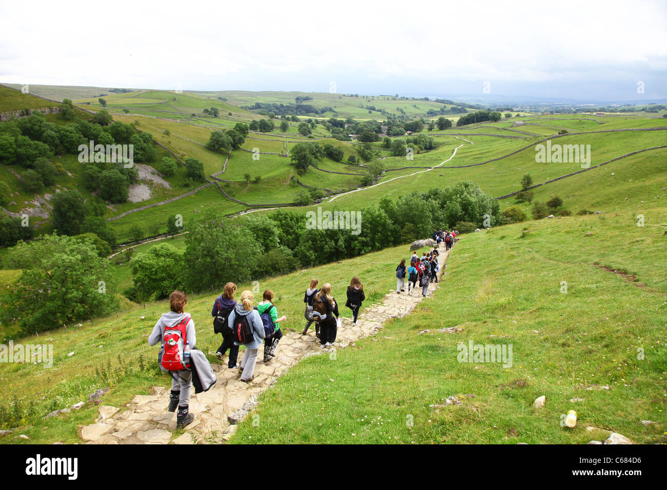 Children going to school steps hi-res stock photography and images - Alamy