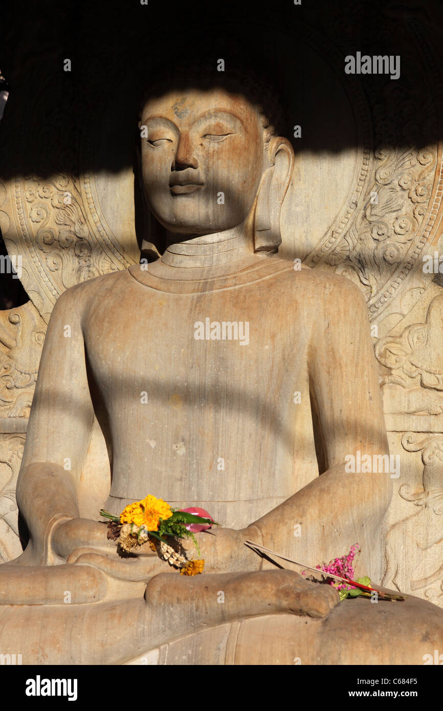 Buddha statue at Wat Tham Seua (Tiger Cave) temple Stock Photo - Alamy