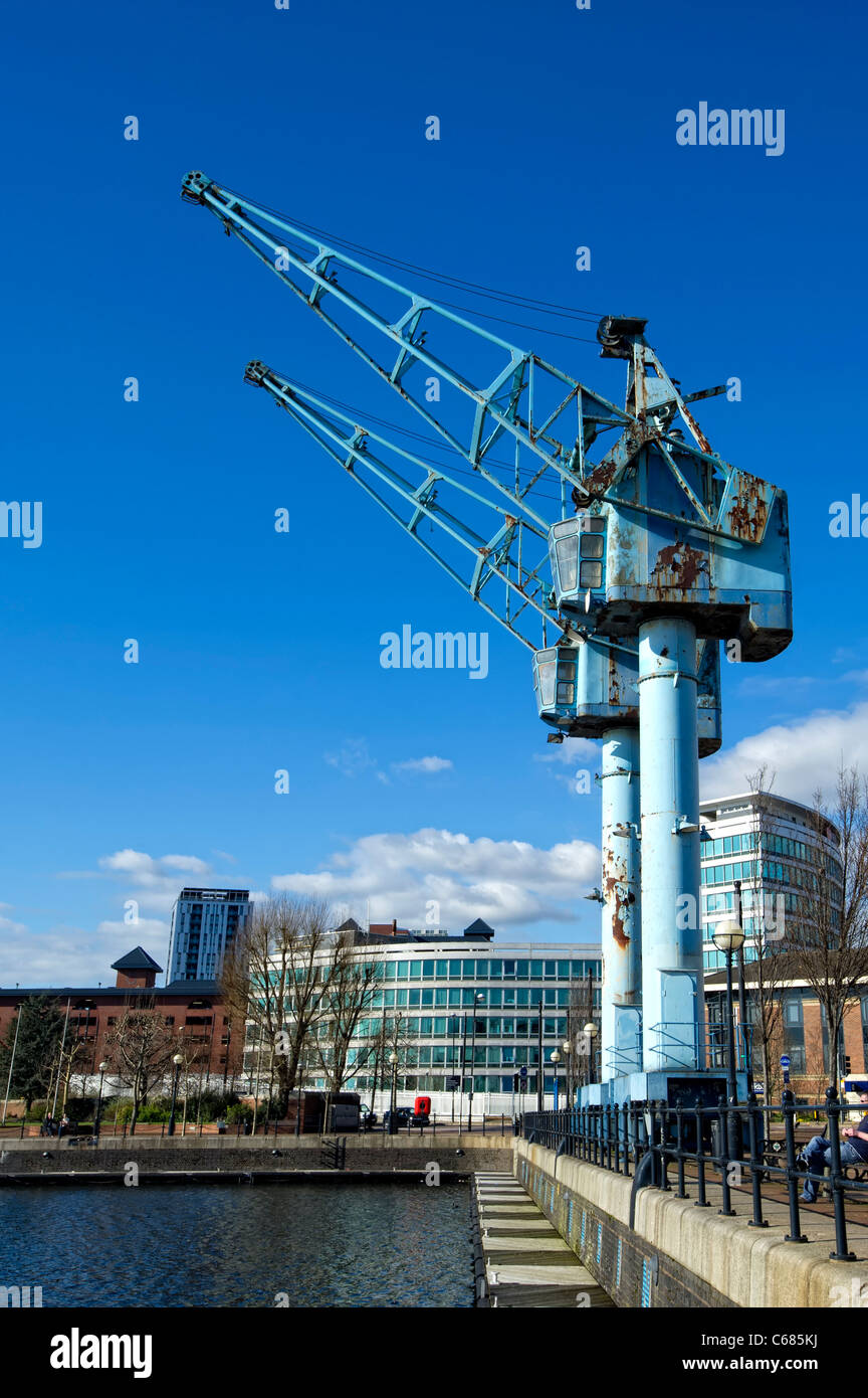 Dock docks dockside crane hi-res stock photography and images - Alamy