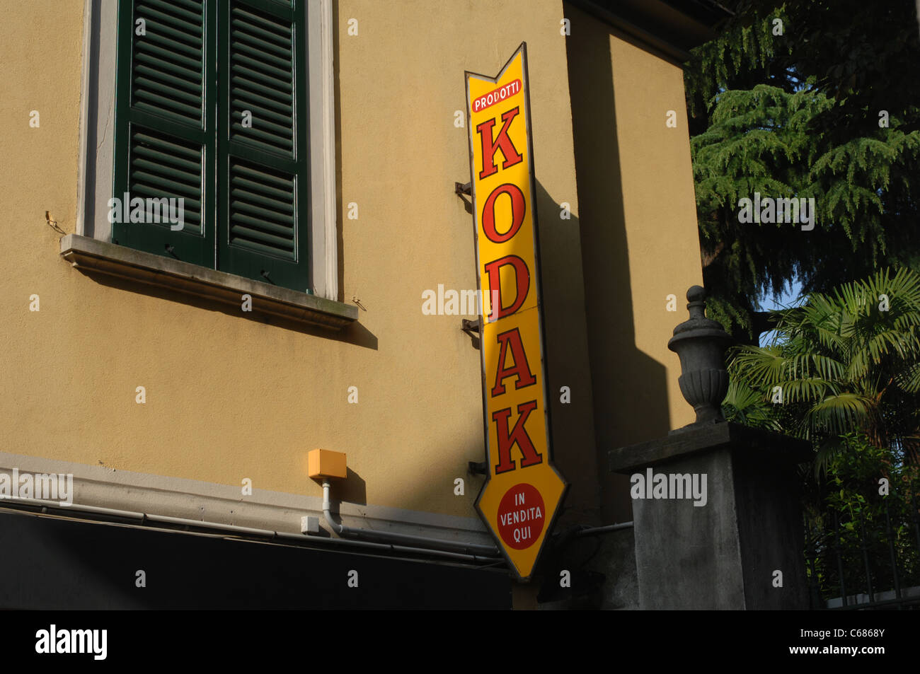 Kodak sign italy hi-res stock photography and images - Alamy