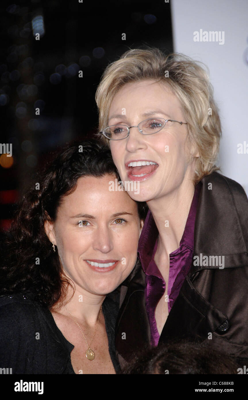 Lara embry hi-res stock photography and images - Alamy