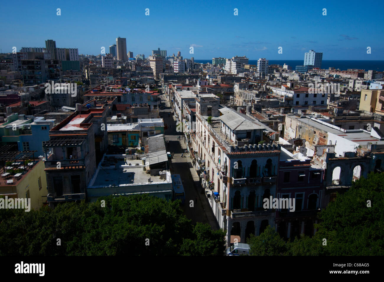 Havana roof hi-res stock photography and images - Alamy