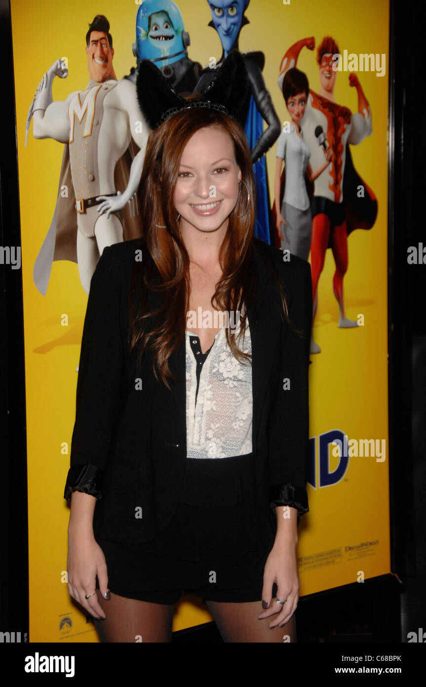 Samantha droke los angeles premiere of hi-res stock photography and ...