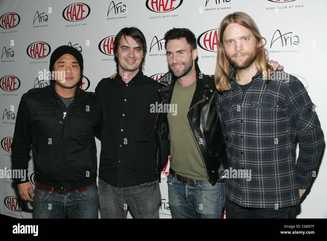 Gene hong sam adam levine hi-res stock photography and images - Alamy