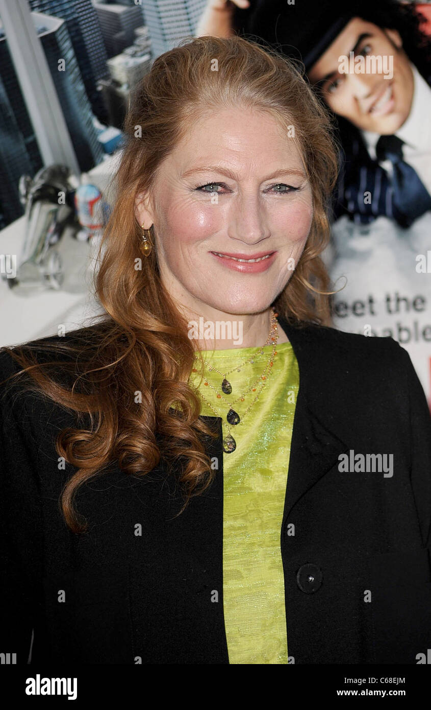 Geraldine James at arrivals for ARTHUR Premiere, The Ziegfeld Theatre ...