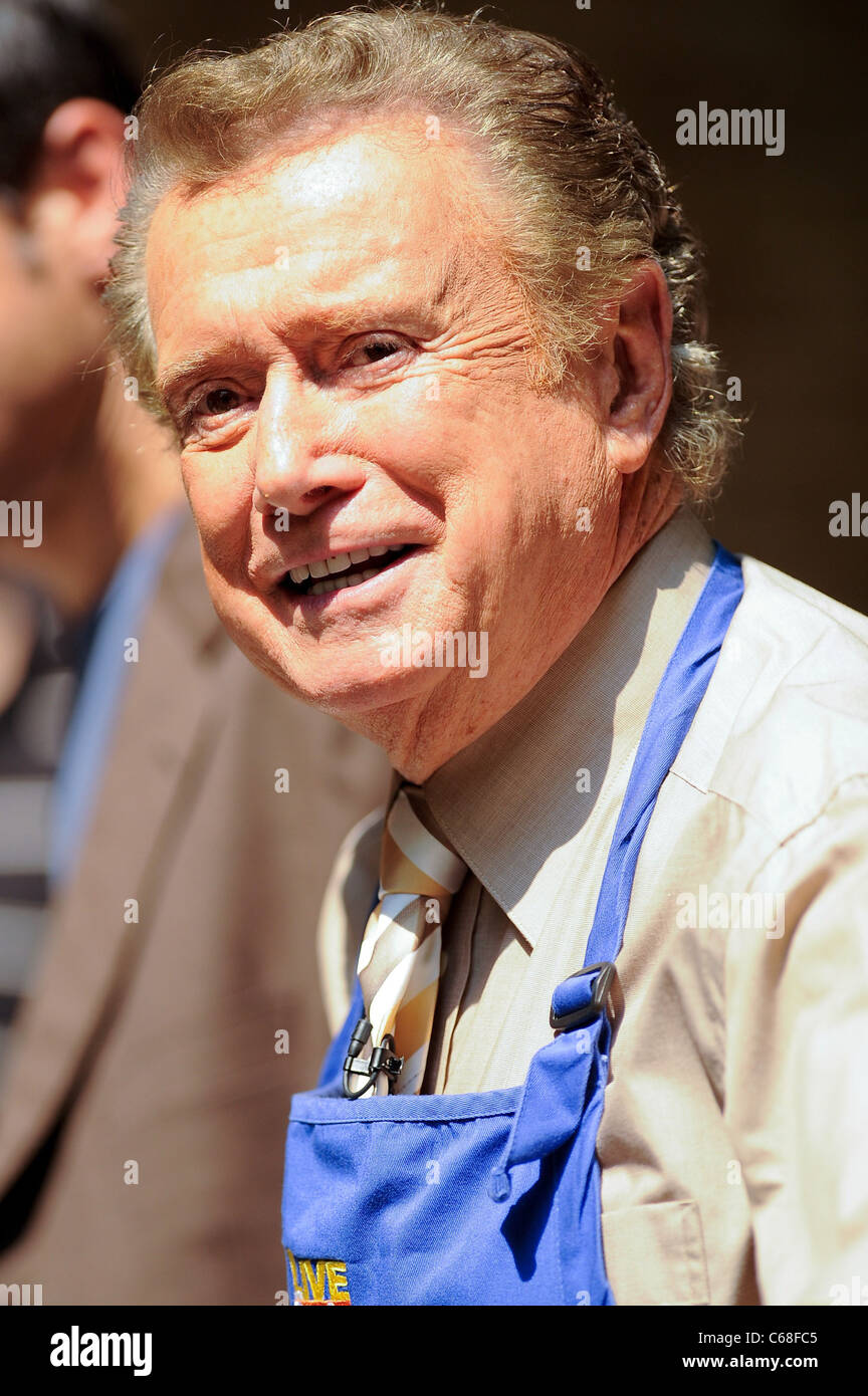 Regis Philbin, hosts the "Live With Regis And Kelly" taping at the ABC ...