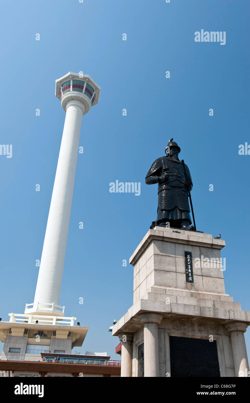 Busan Tower and Statue Admiral Yi Sun-shin in Yongdusan Park, South ...
