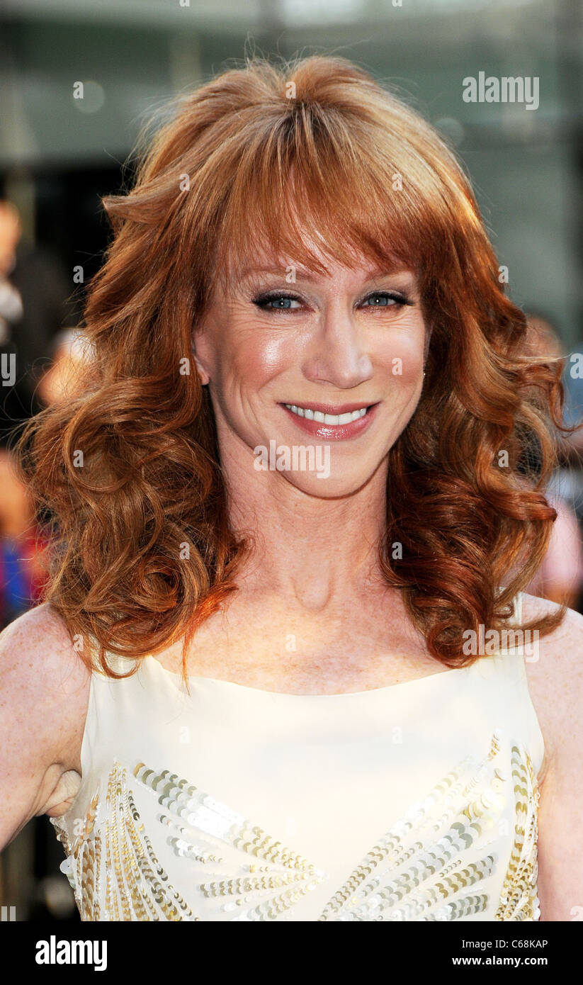 Kathy Griffin at arrivals for The 2011 CFDA Fashion Awards, Alice Tully ...