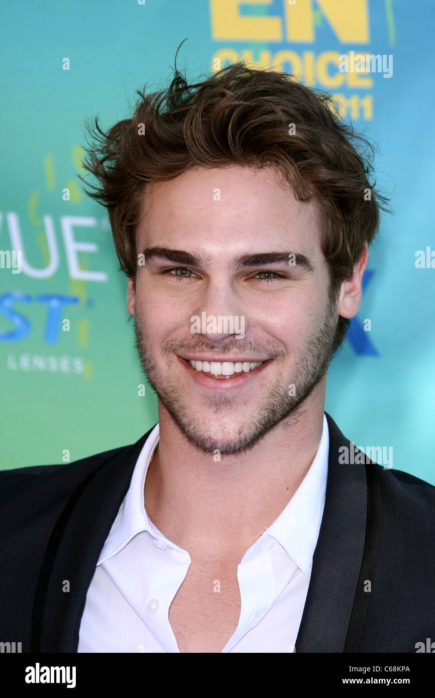 Grey damon hi-res stock photography and images - Alamy