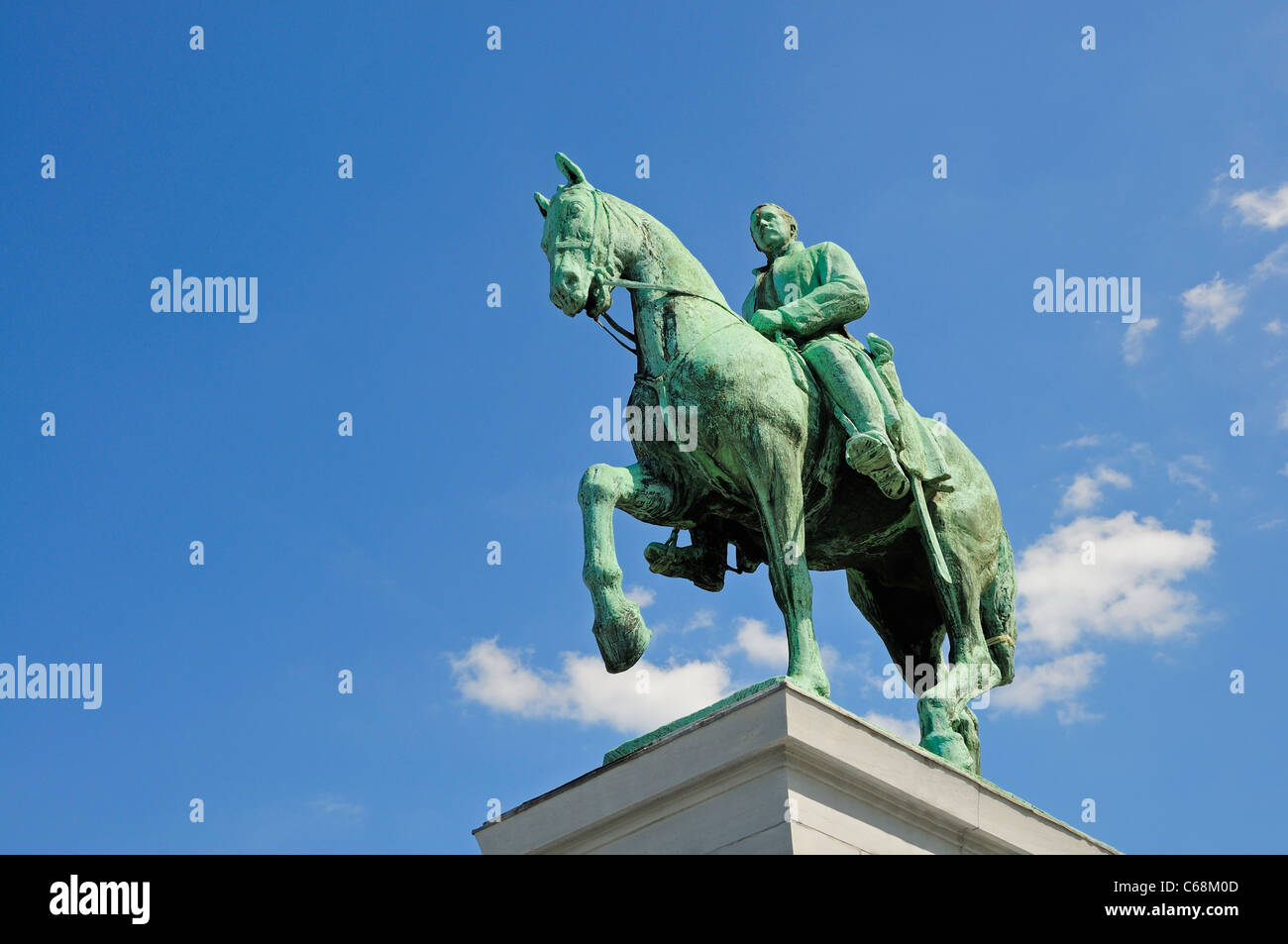 Equestrian statue of albert hi-res stock photography and images - Alamy