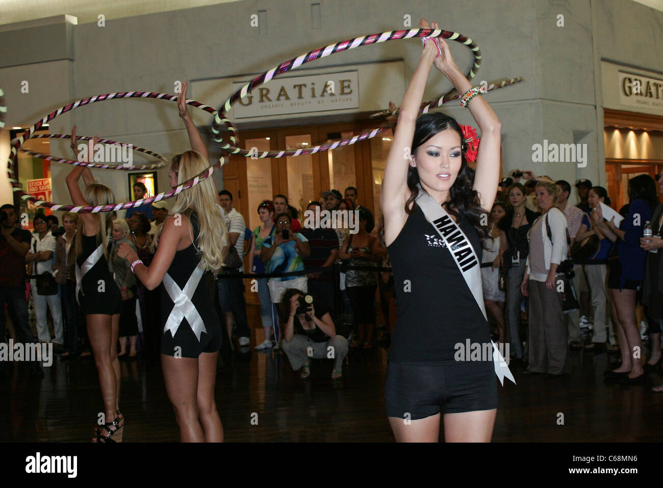 Miss Hawaii USA, Angela Byrd in attendance for Miss USA Chinese Laundry ...