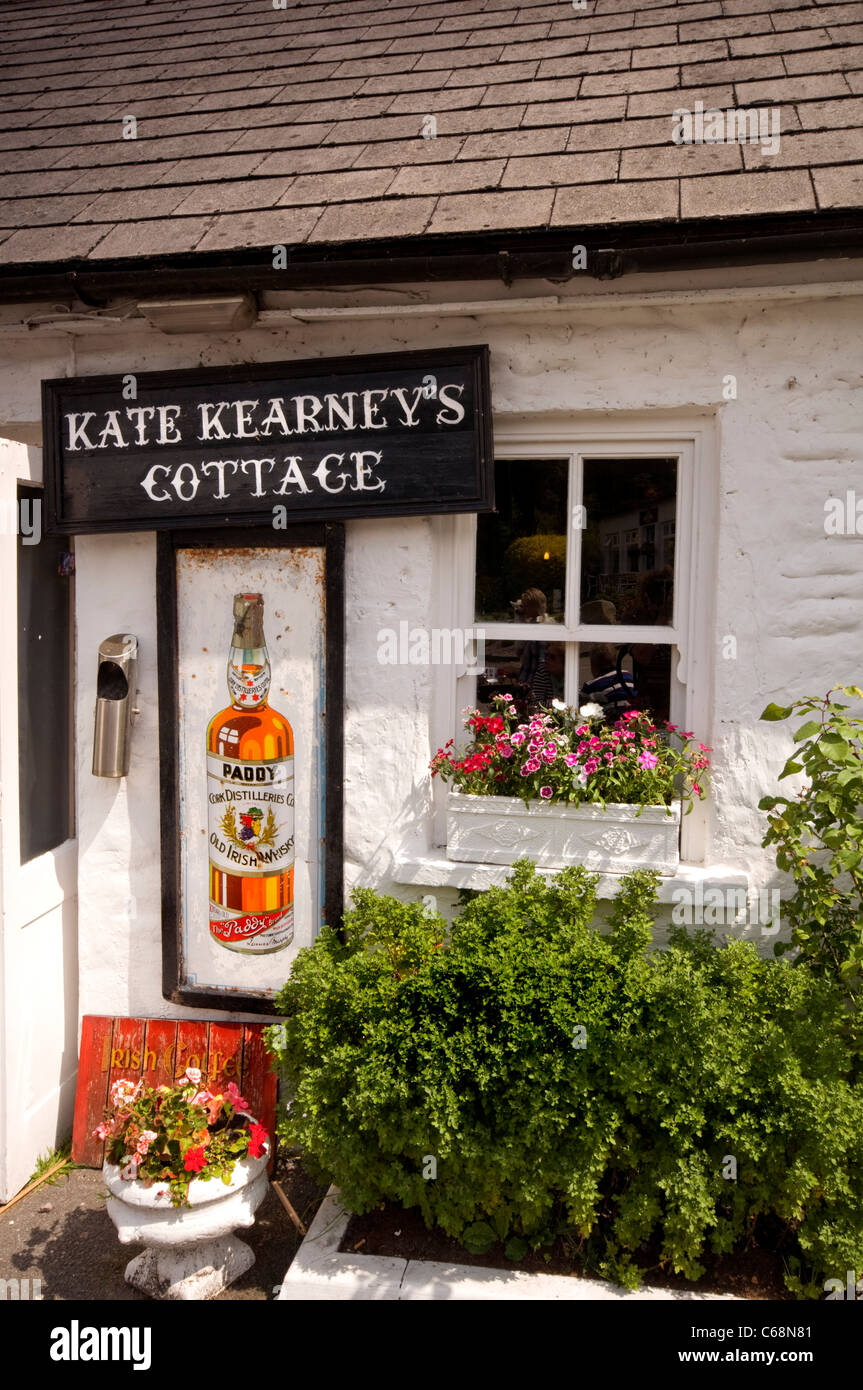 Kate kearney's cottage gap of dunloe hi-res stock photography and ...