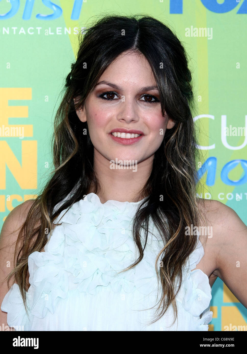 RACHEL BILSON TEEN CHOICE 2011 ARRIVALS LOS ANGELES CALIFORNIA USA 07 ...