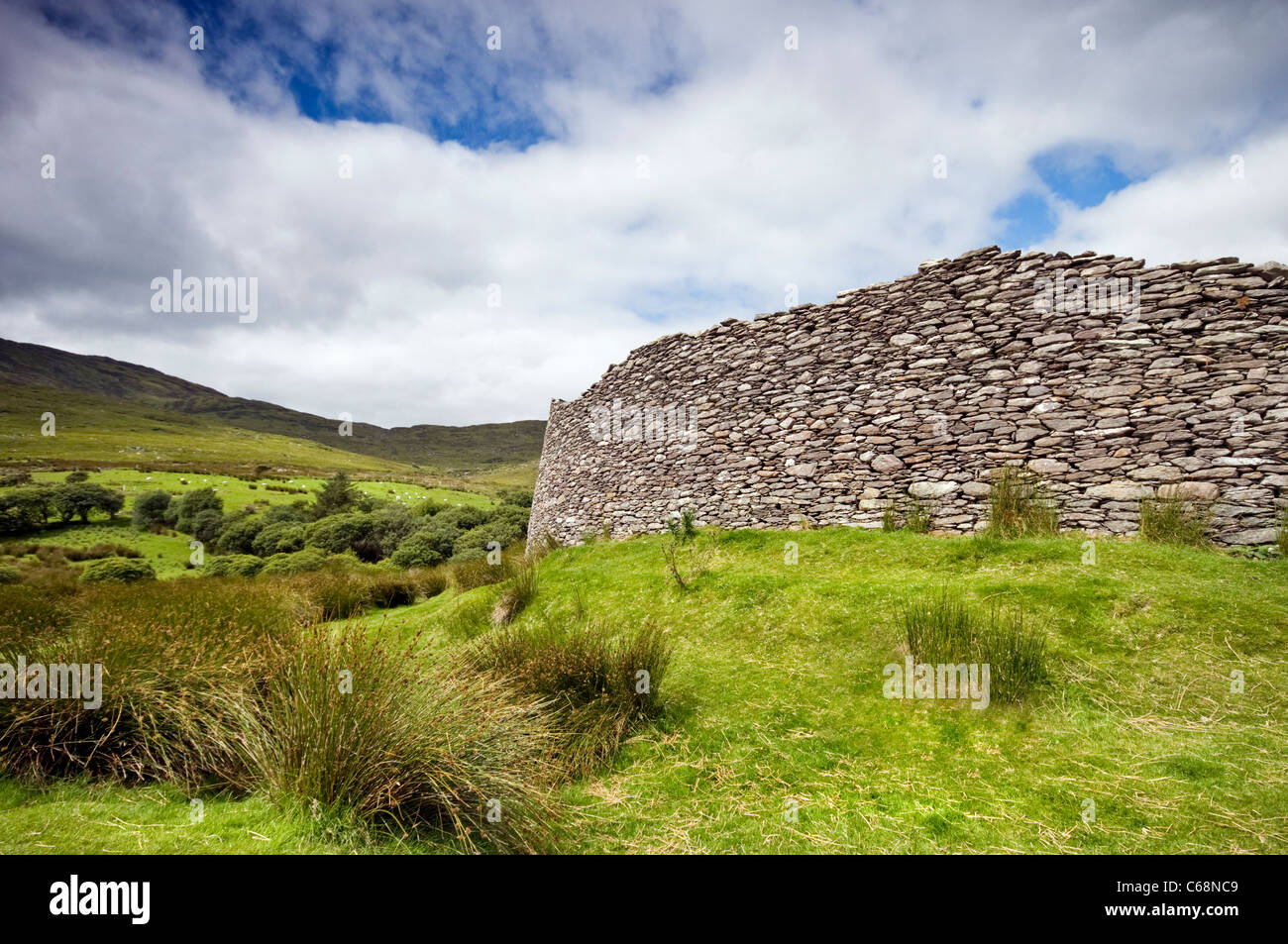 Staigue fort hi-res stock photography and images - Alamy