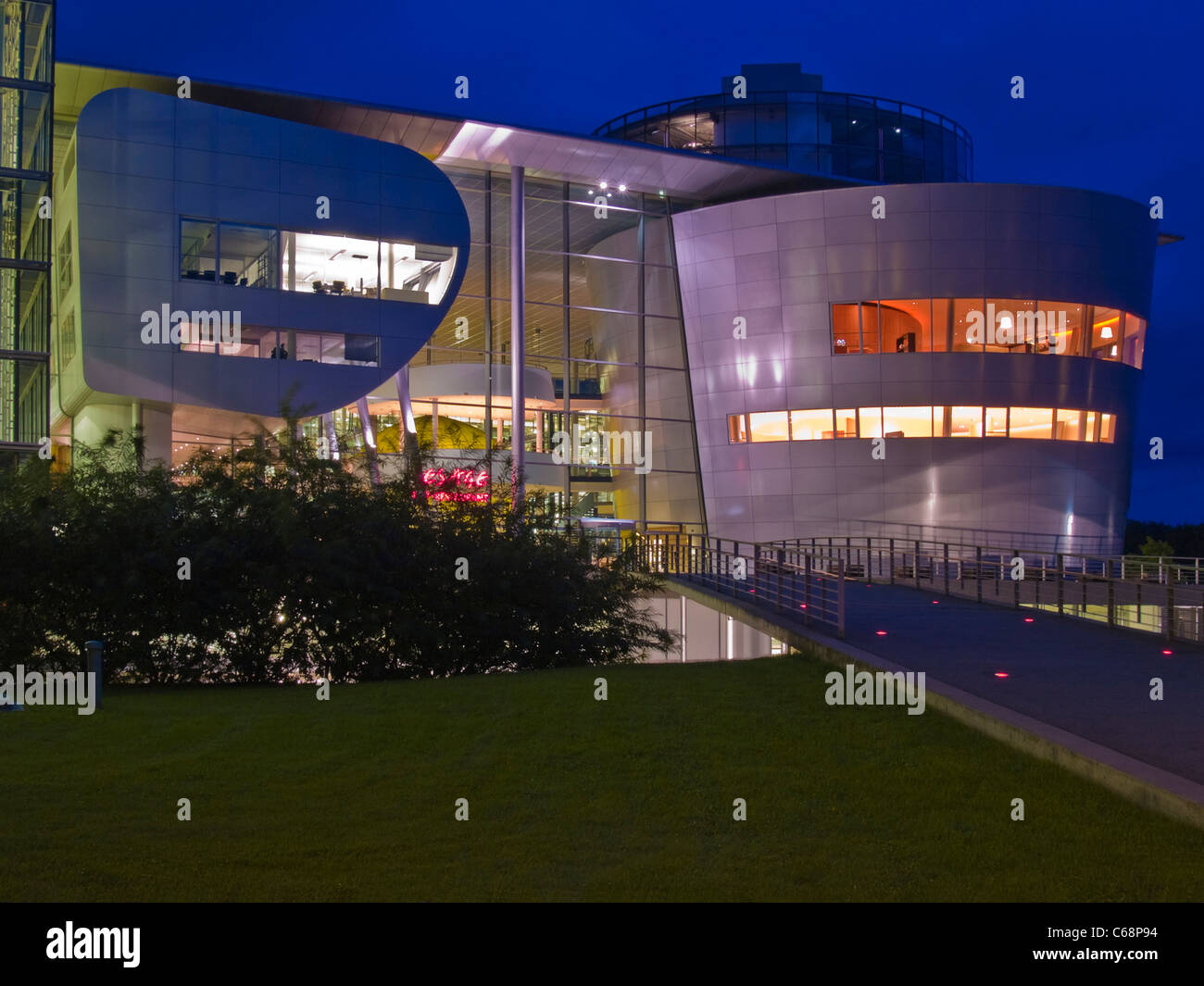 Glaeserne Manufaktur Dresden | Transparent Factory Dresden Stock Photo ...