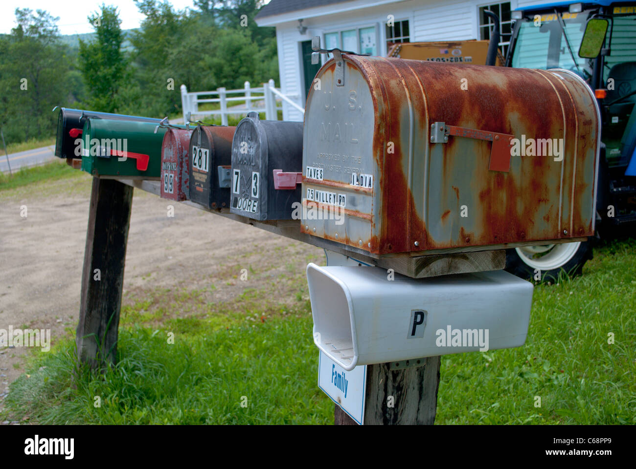 Old post boxes hi-res stock photography and images - Alamy