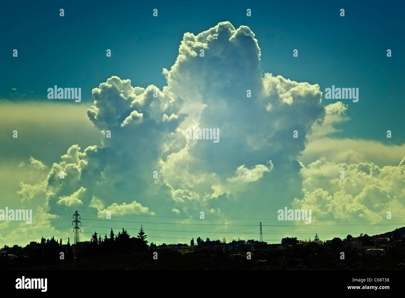 Cumulus congestus hi-res stock photography and images - Alamy