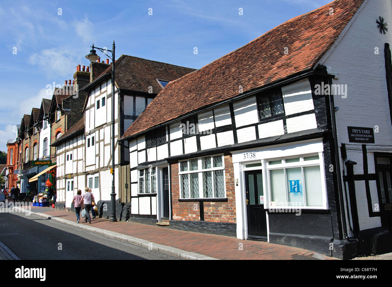 Godalming houses hi-res stock photography and images - Alamy