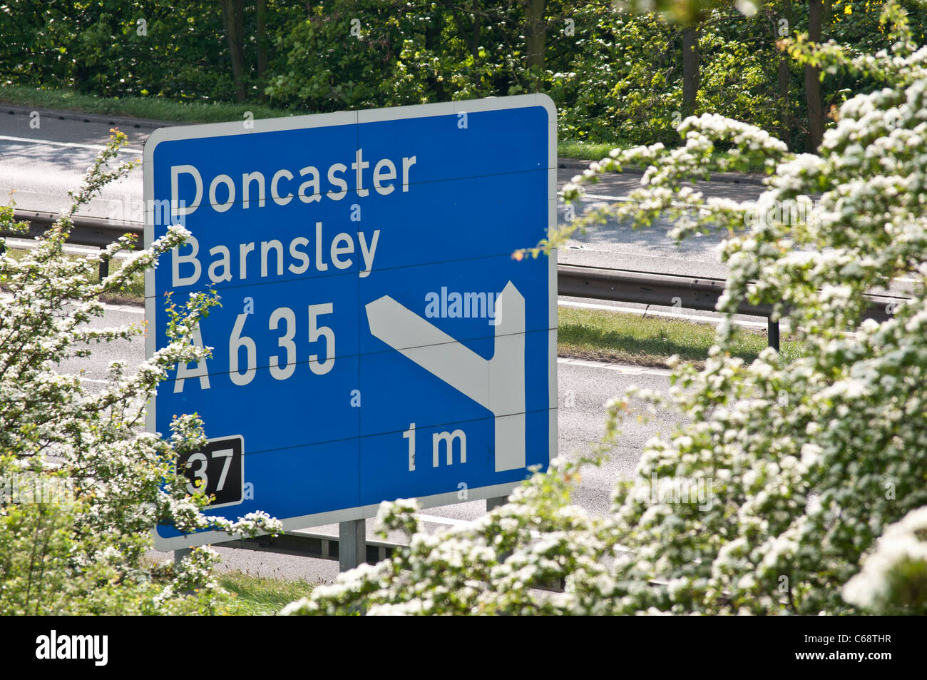 Road sign on A1(M) motorway near Doncaster and Barnsley Stock Photo - Alamy