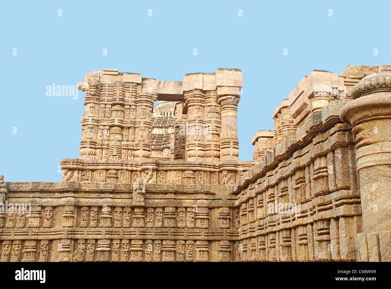 Part of the Dancing Hall, bhoga-mandapa (offerings hall) Konark Sun ...