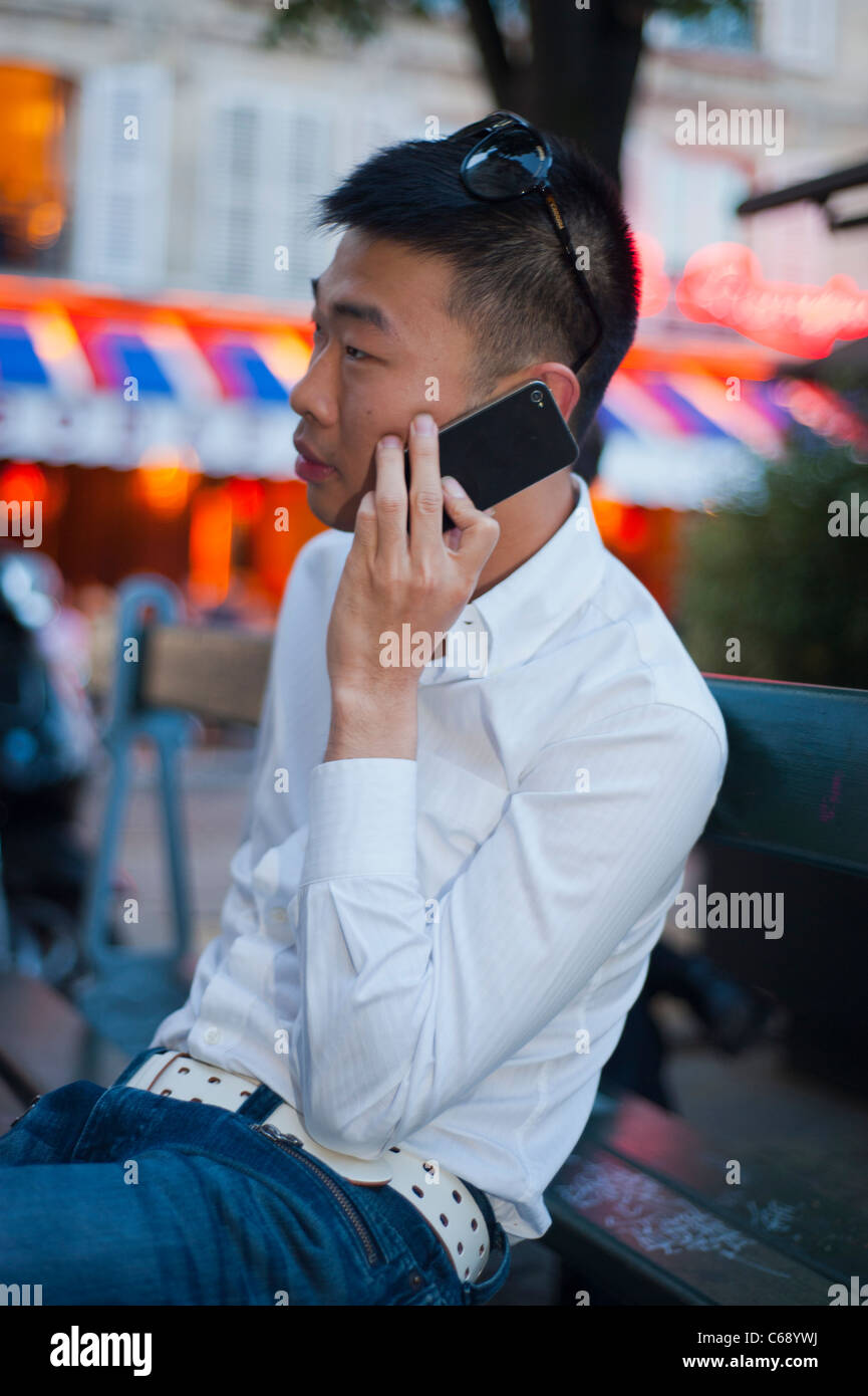 Paris france chinese student hi-res stock photography and images - Alamy