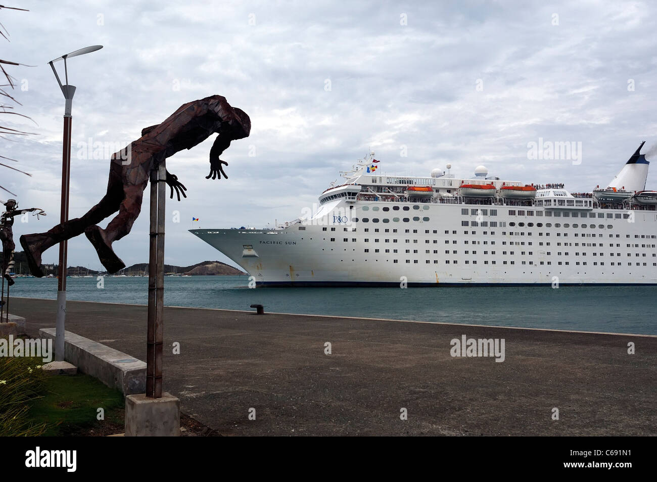 Cruise ship arrival at Noumea harbor Stock Photo - Alamy