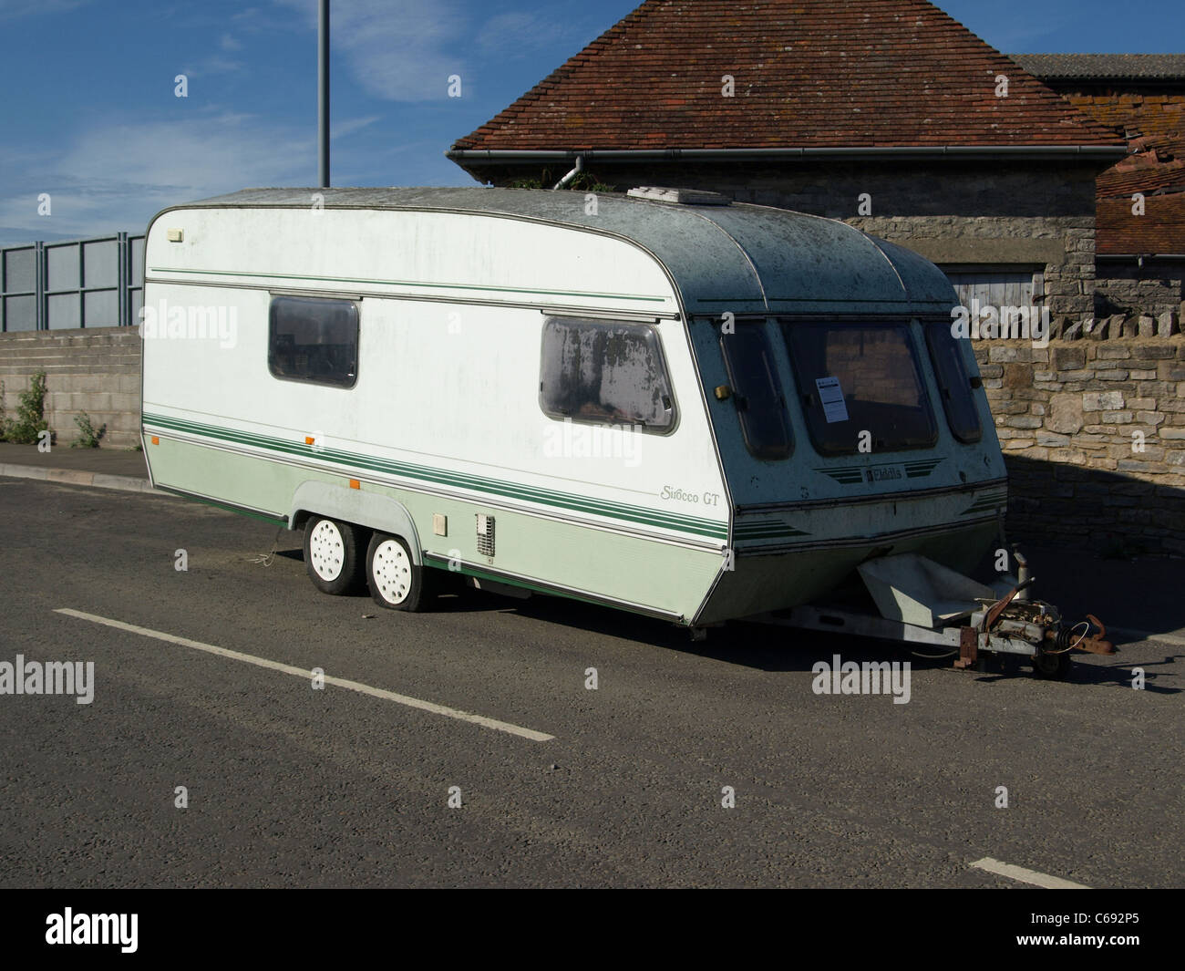 Dumped caravan hi-res stock photography and images - Alamy