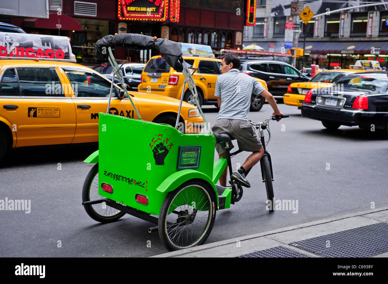 Rickshaw, Times Square, New York City, USA Stock Photo - Alamy