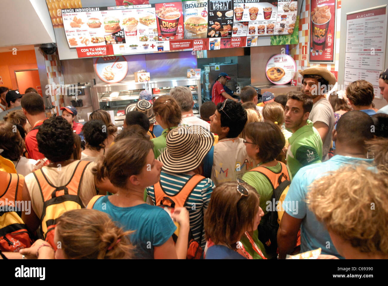 JMJ Pilgrims in a fast food restaurant, at Puerta del Sol, Madrid ...