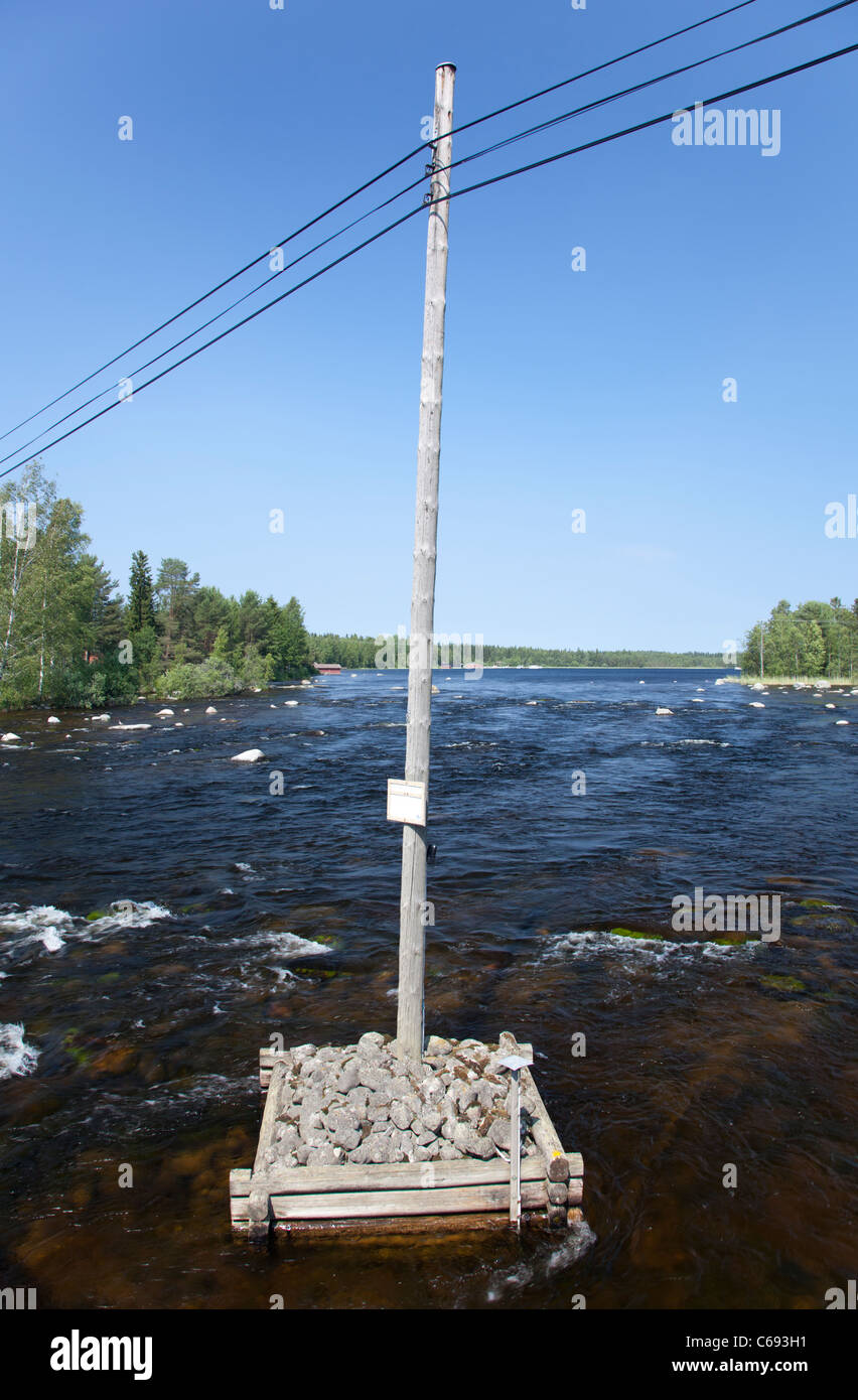 Pole flow hi-res stock photography and images - Alamy