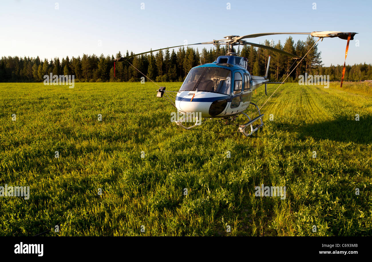 Helicopter landing place hi-res stock photography and images - Alamy