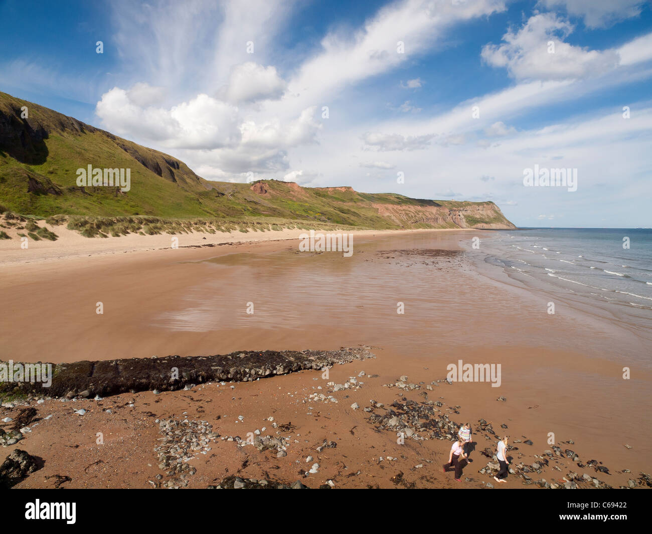Cattersty beach hi-res stock photography and images - Alamy