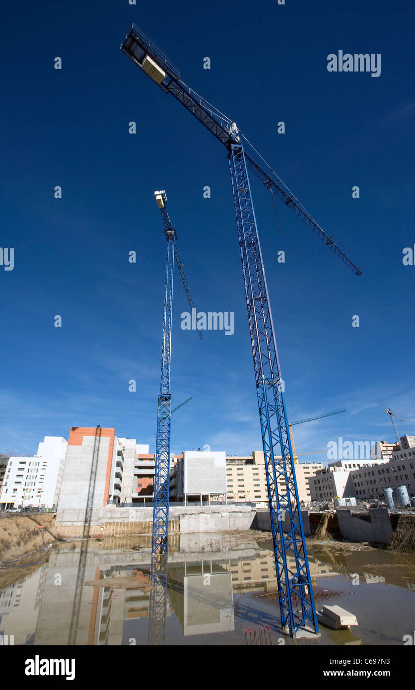 New development of residential flats built in the suburbs of Madrid ...