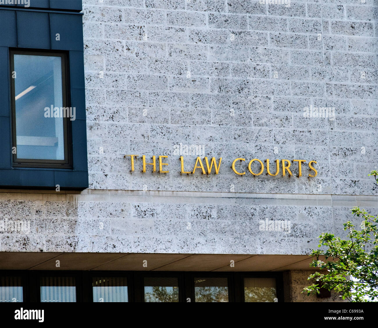 The Law Courts, Crown Court County Court Maidstone Kent Stock Photo - Alamy