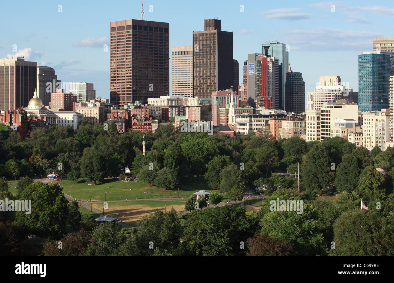 Boston Common, Beacon Hill, city skyline Stock Photo - Alamy