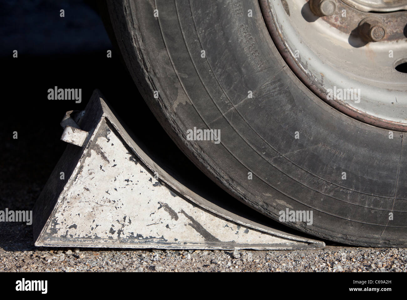 Wheel stopper hi-res stock photography and images - Alamy