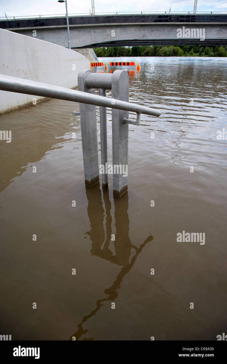 Winnipeg flood hi-res stock photography and images - Alamy