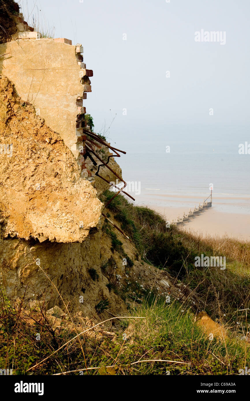 Overstrand cliffs, ruined house, Norfolk ,UK Stock Photo - Alamy